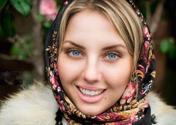 shayefpro.com > 10 دول تجد بها أجمل نساء العالم صاحبات العيون الملونة والشعر الاشقر