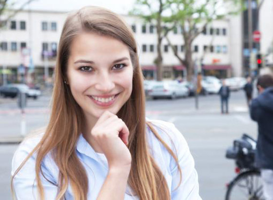 shayefpro.com > 10 دول تجد بها أجمل نساء العالم صاحبات العيون الملونة والشعر الاشقر