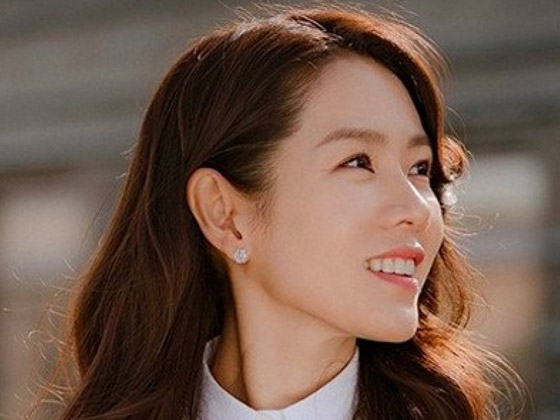 shayefpro.com > بالصور: تعرفوا إلى أجمل 10 نساء حول العالم لعام 2020